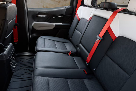 Should You Buy the 2026 GMC Canyon? Full Review & Guide - DG Motors